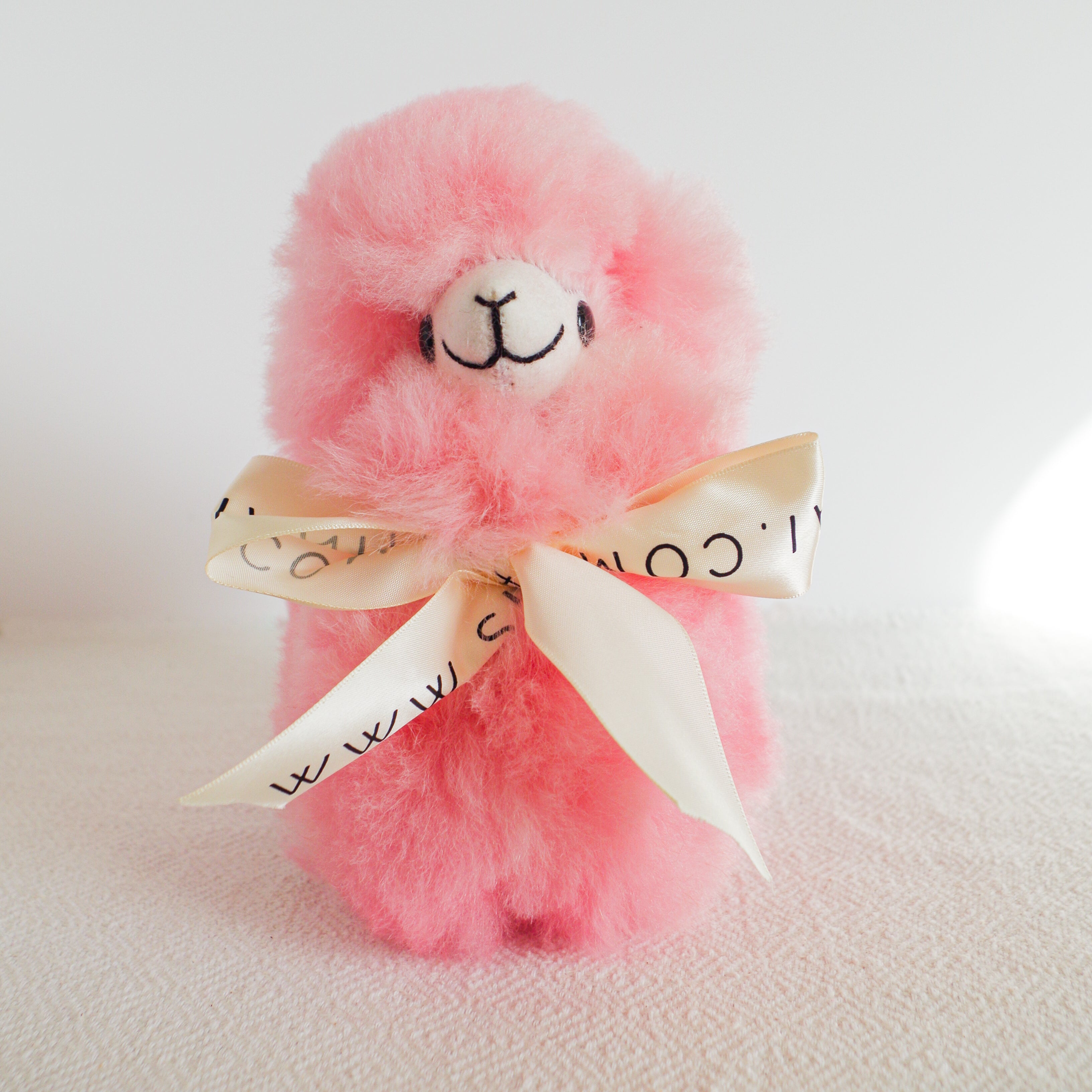 Fluffy Llamas | Alpaca Wool Plushies – Munai